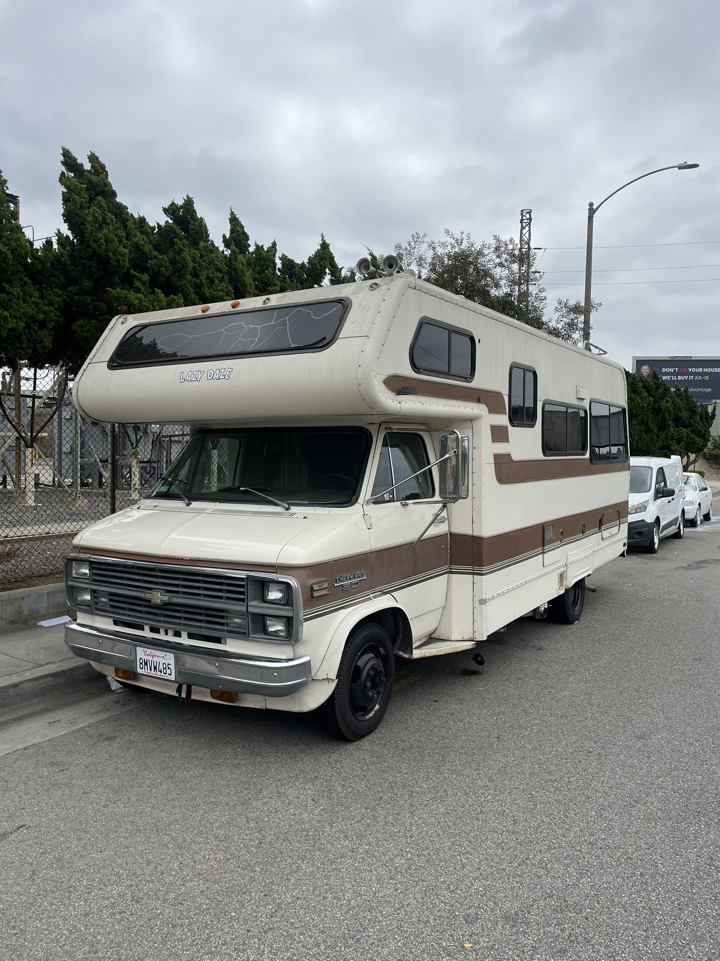1984 Chevy RV Motor home camper for Sale in Long Beach, CA - OfferUp