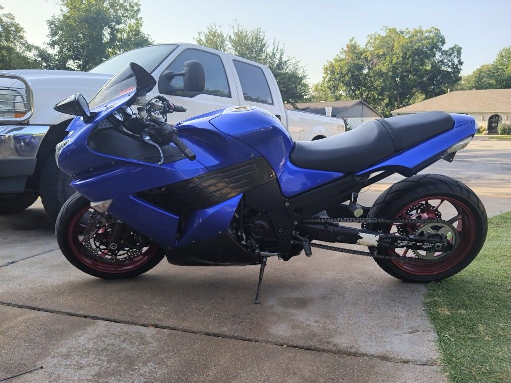 2006 Kawasaki Ninja ZX-14 for Sale in Bedford, TX - OfferUp