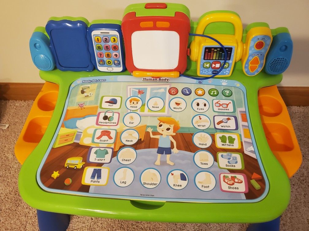 VTech Explore and Write Activity Desk for Sale in North Aurora, IL ...