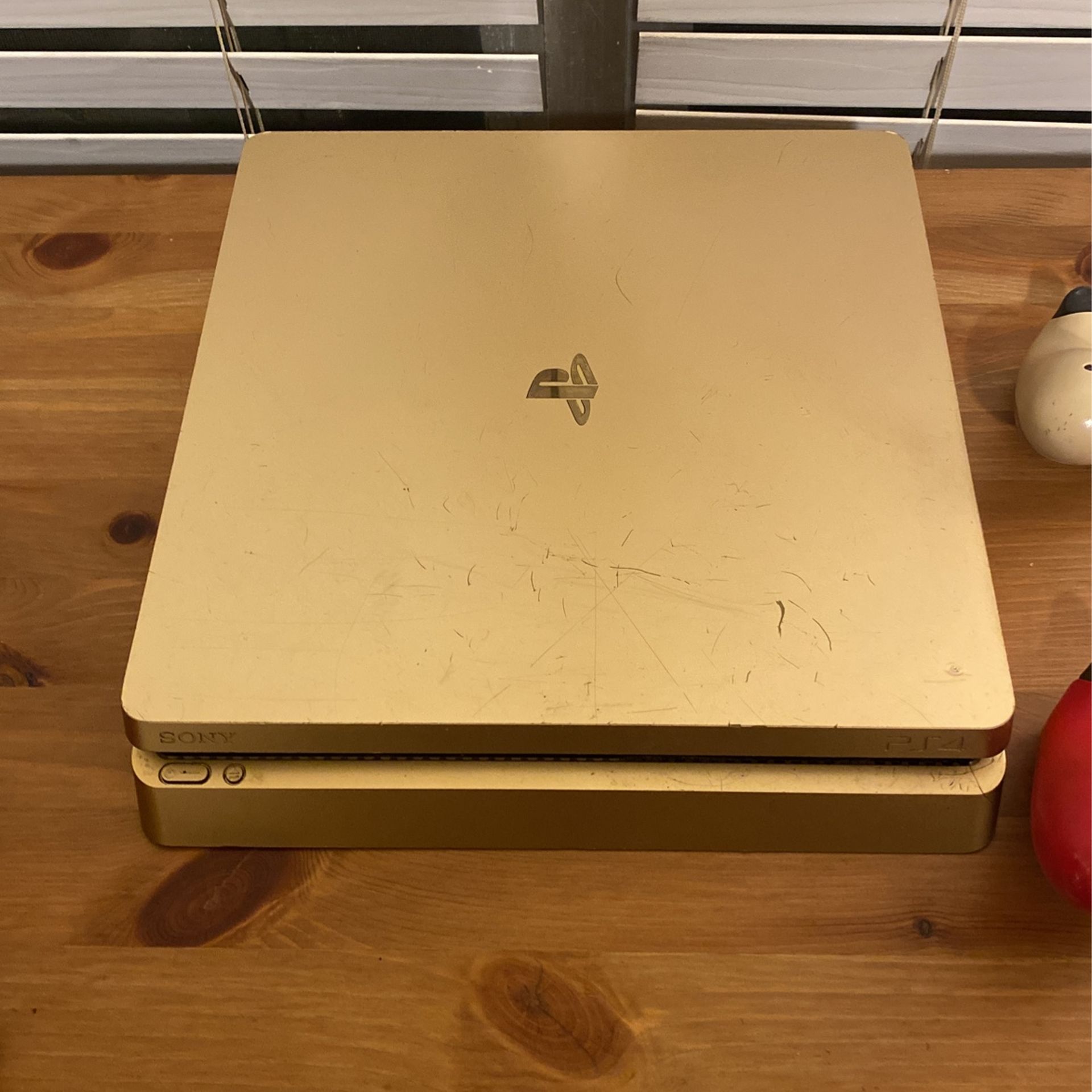 Limited Edition Gold Ps4 Bundle for Sale in Houston, TX - OfferUp