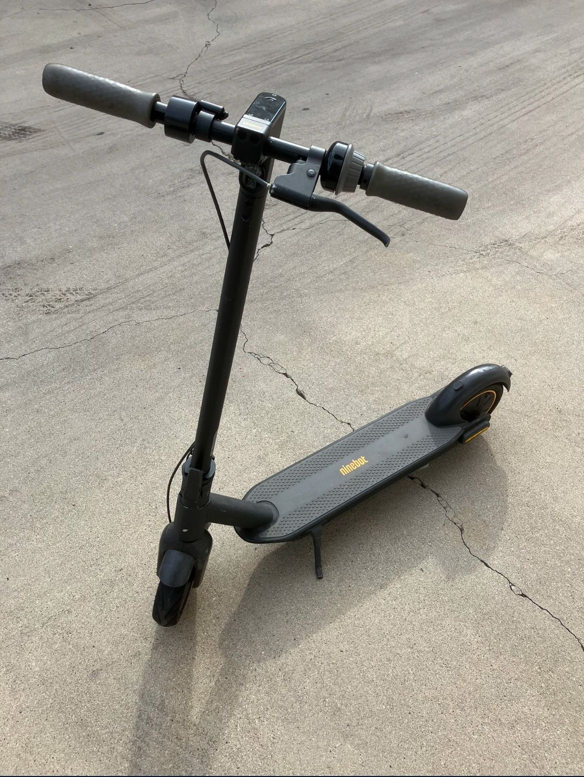 Ninebot Kick Scooter Max for Sale in Los Angeles, CA - OfferUp