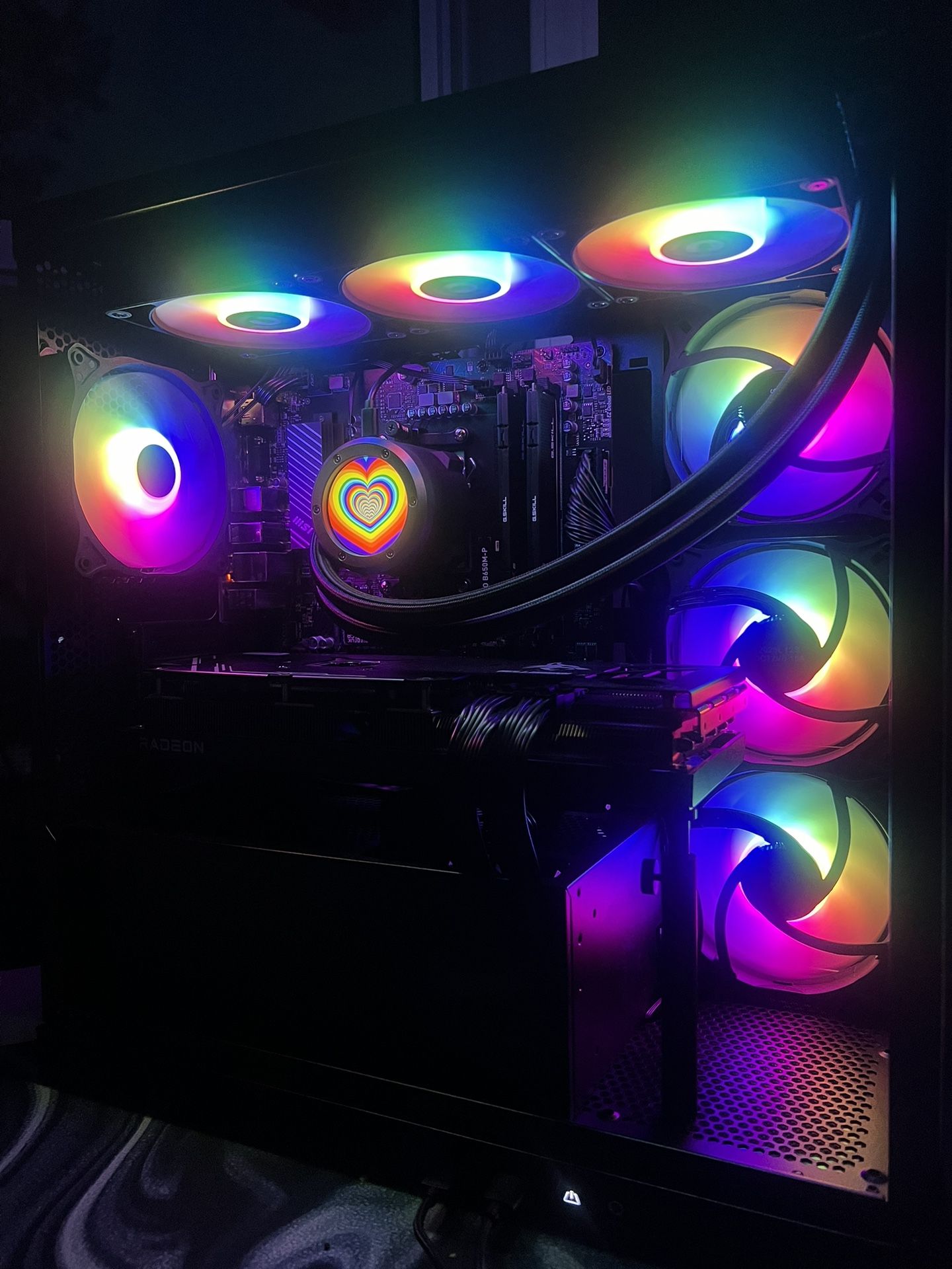 Gaming Pc ( 7800xt, Ryzen 5 7600x ) for Sale in Ypsilanti, MI - OfferUp