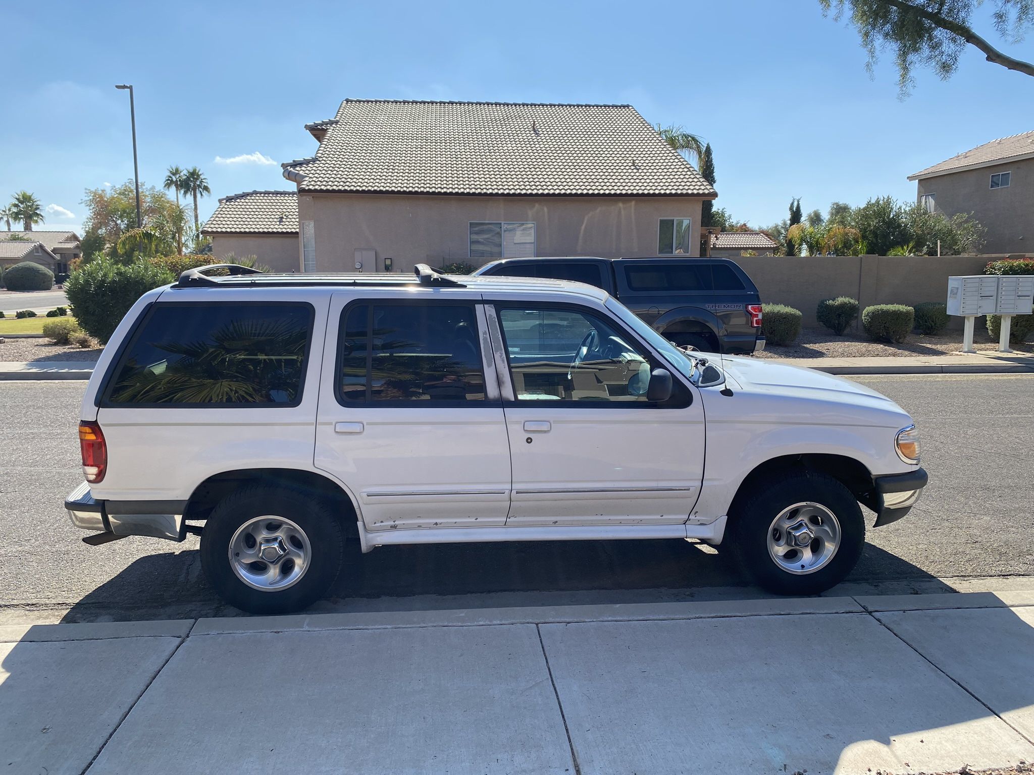 1998 Ford Explorer for Sale in Gilbert, AZ - OfferUp
