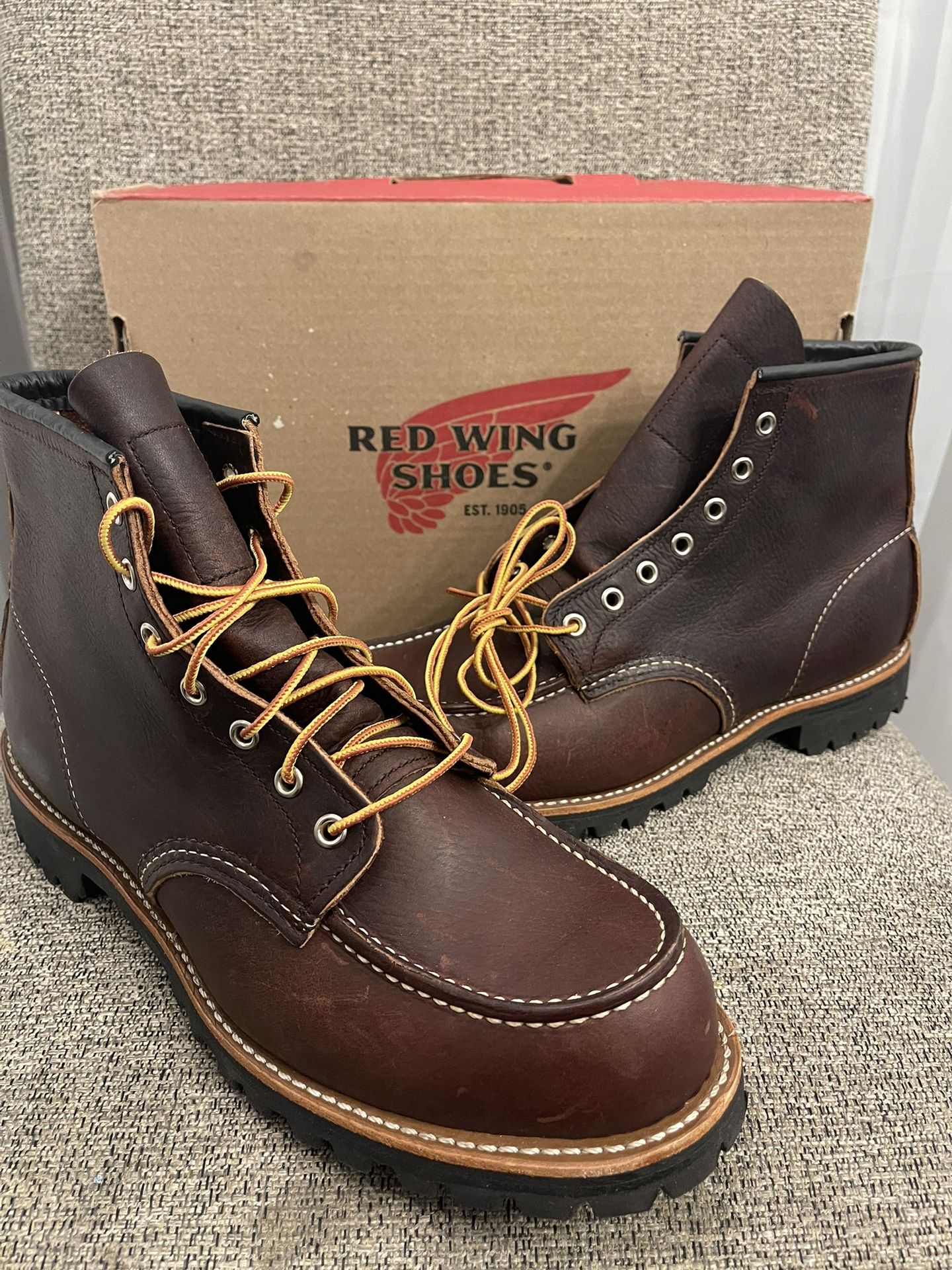 Red Wing Shoes Boots Size 11 for Sale in Rancho Cucamonga, CA - OfferUp