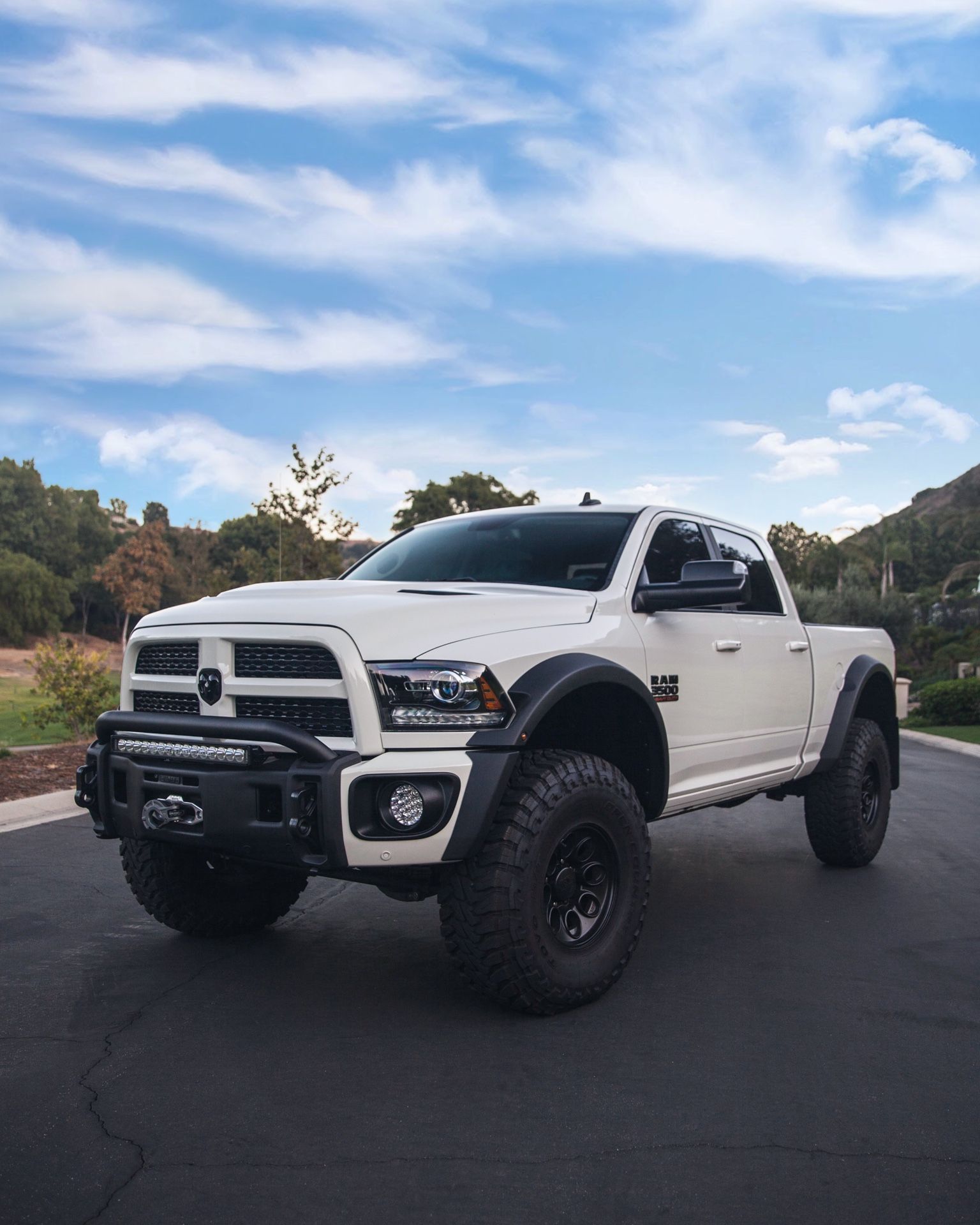 2017 Ram 3500 for Sale in Thousand Oaks, CA - OfferUp