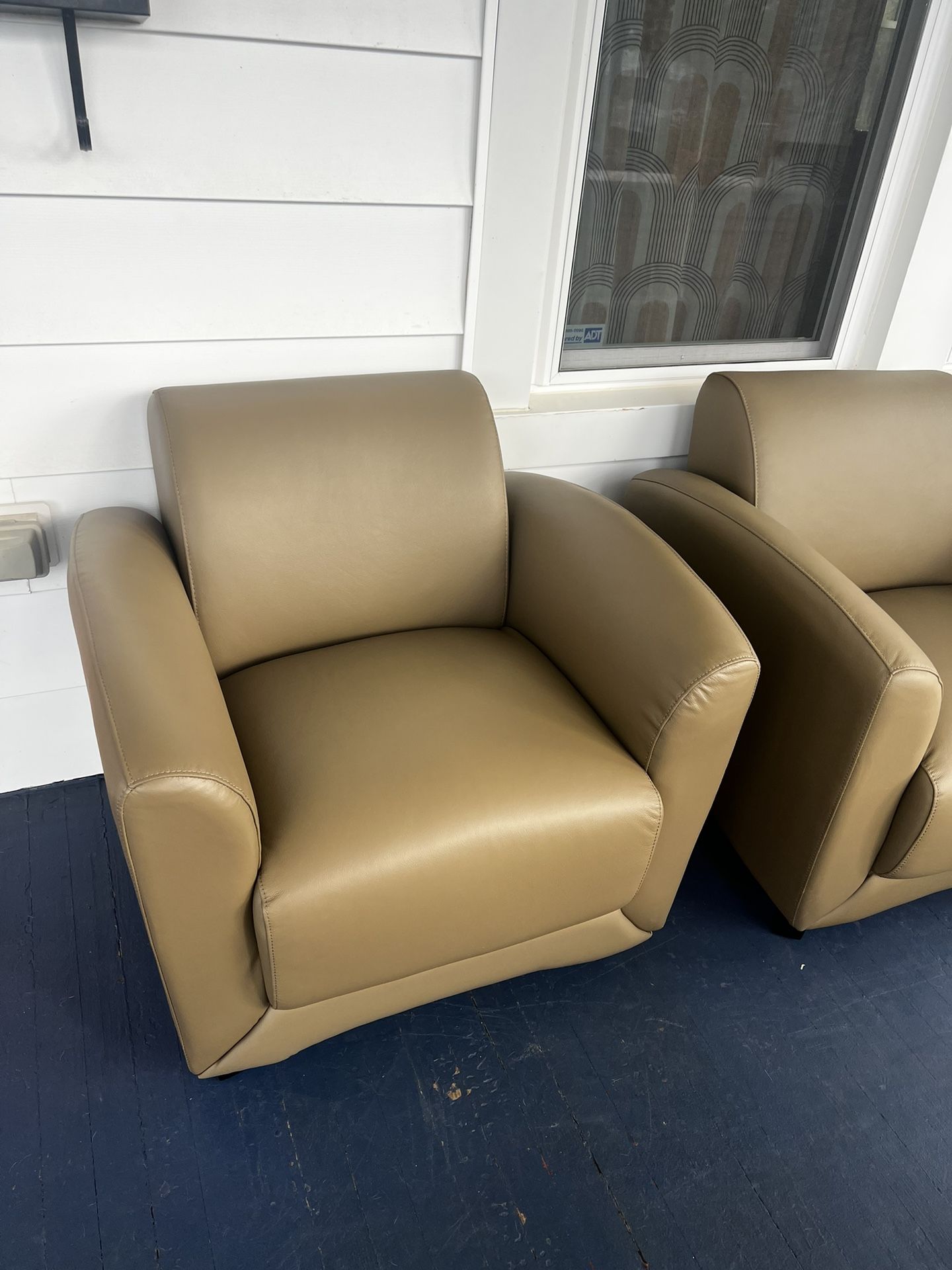 Lounge Chairs for Sale in Baltimore, MD - OfferUp