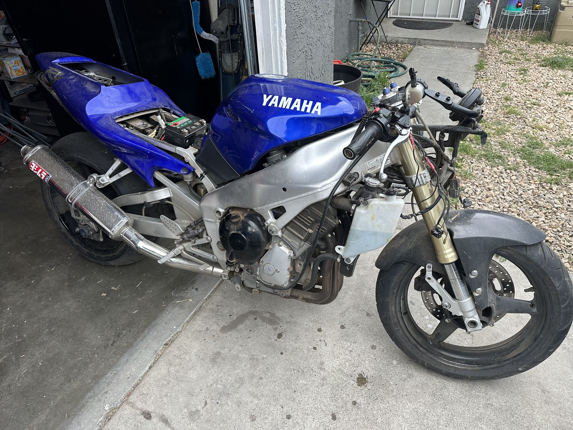 2001 Yamaha R1 for Sale in San Bernardino, CA - OfferUp