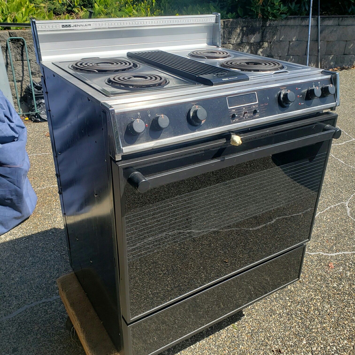 Jenn-Air Range Model# S136 for Sale in Edmonds, WA - OfferUp