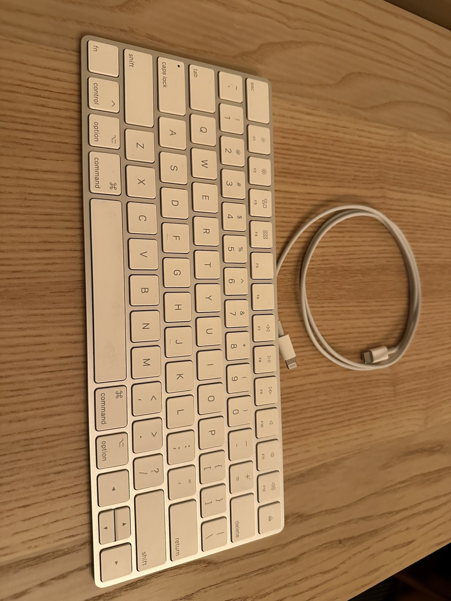Apple keyboard A1644 for Sale in Richmond, VA - OfferUp