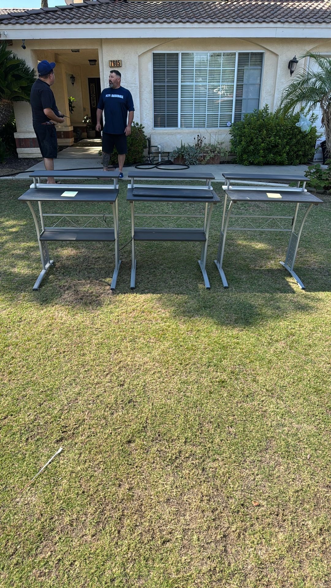 Computer Desks for Sale in Bakersfield, CA - OfferUp