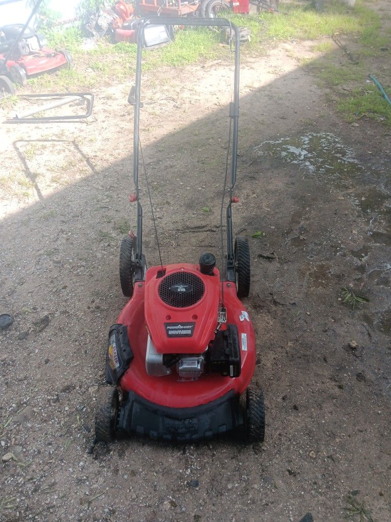 21in Big Wheel Push Mower for Sale in Houston, TX - OfferUp