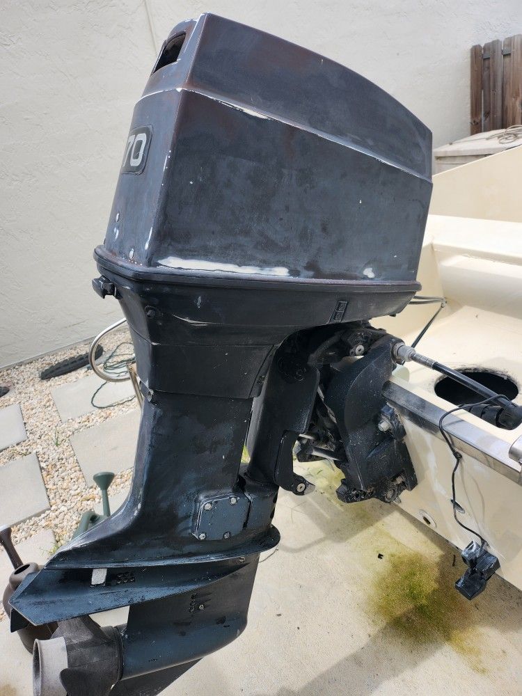 Johnson 75 HP 2 cycle 1997 Outboard for Sale in Miami, FL - OfferUp