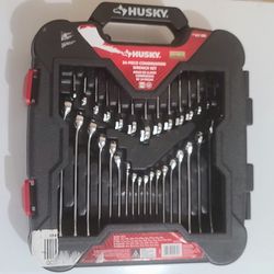 Husky 34 Piece Combination Wrench Tool Set for Sale in Covington WA OfferUp