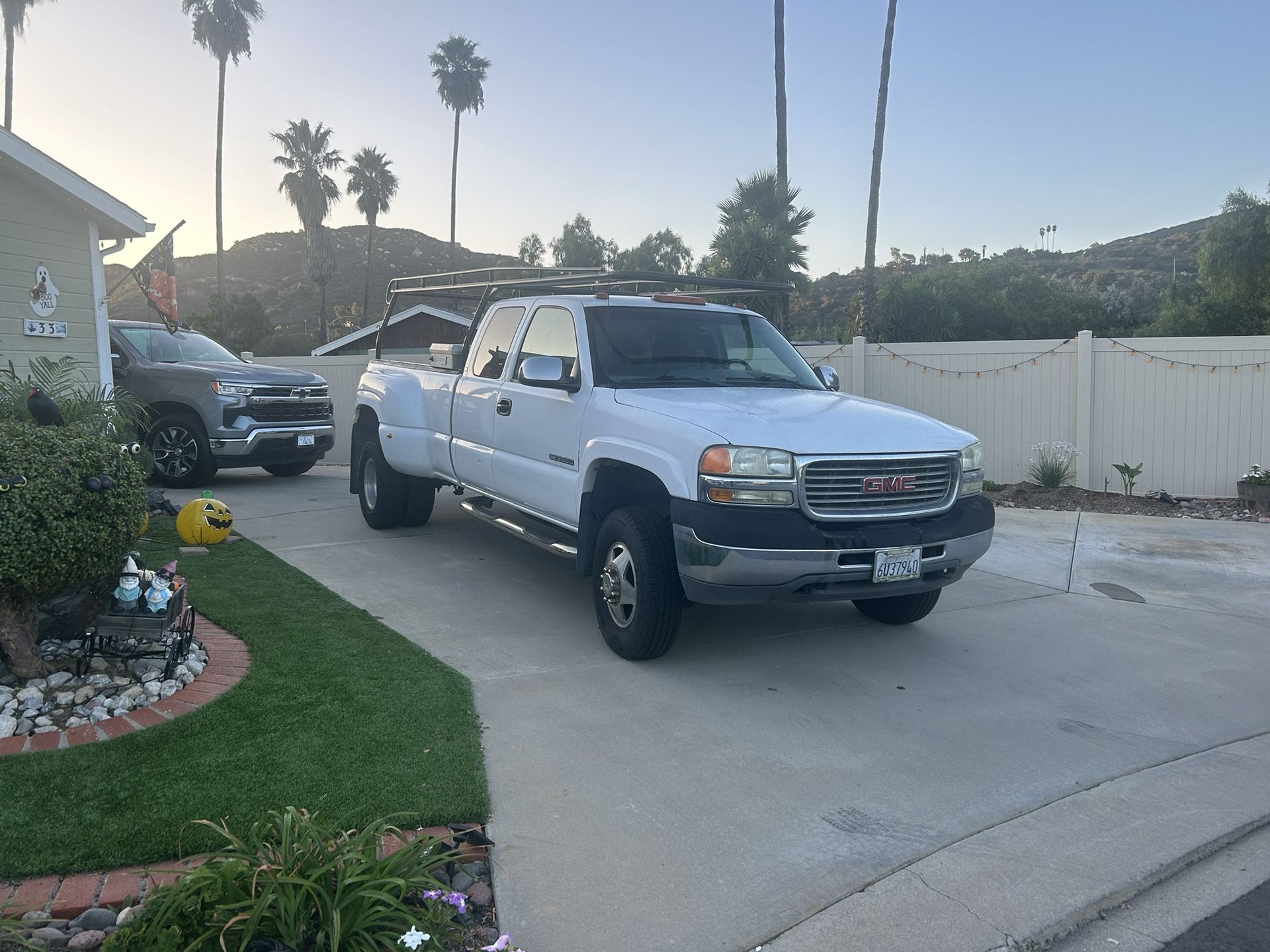 2001 GMC Sierra 3500 for Sale in El Cajon, CA - OfferUp
