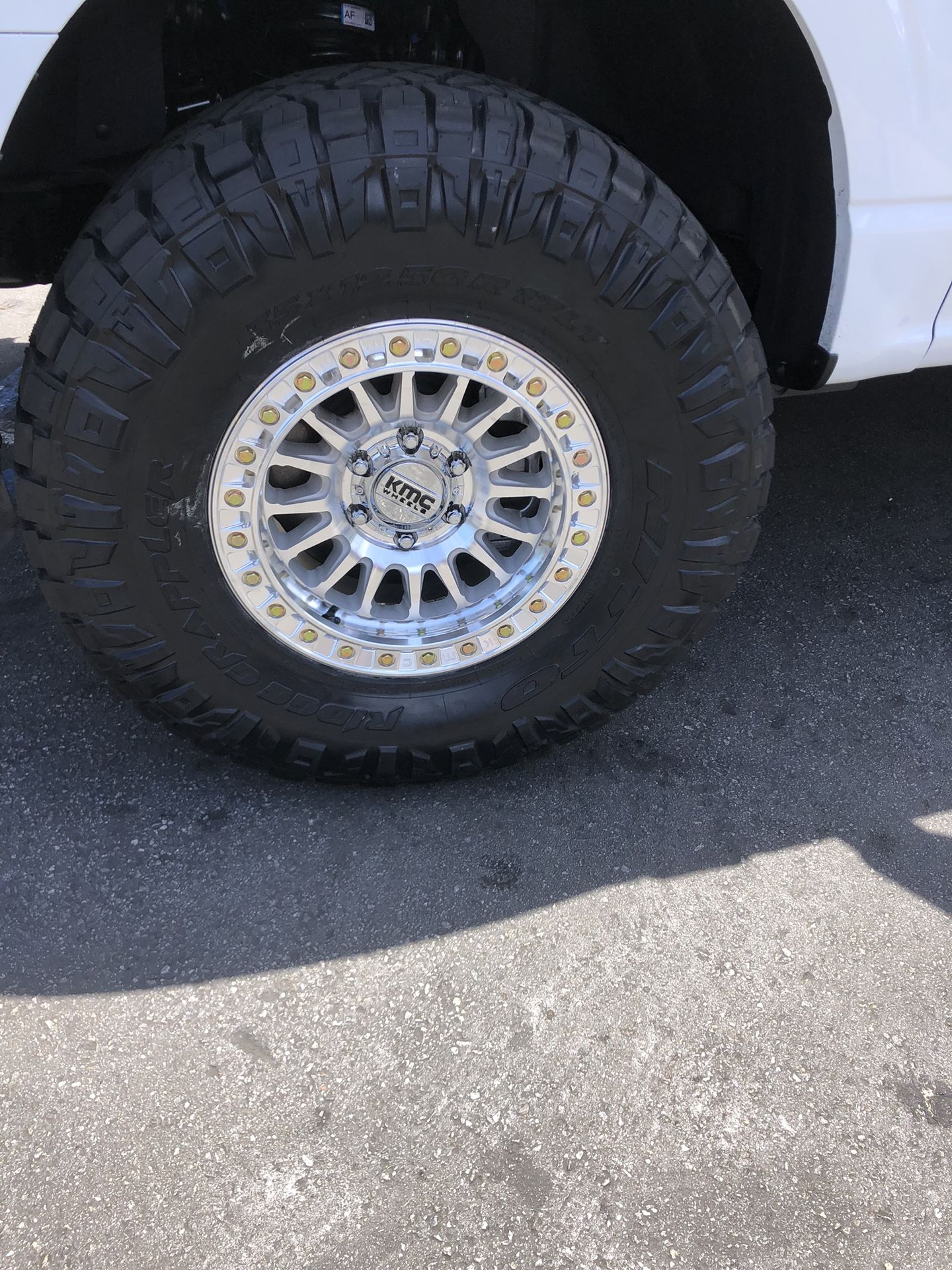 KMC 239. True BEADLOCK Wheels for Sale in La Habra Heights, CA - OfferUp