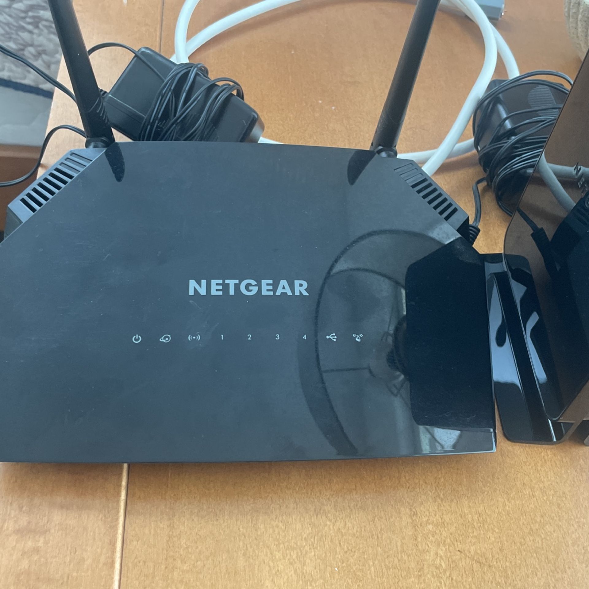 Netgear AC 1200 Router With High Speed Modem for Sale in Stanwood, WA ...