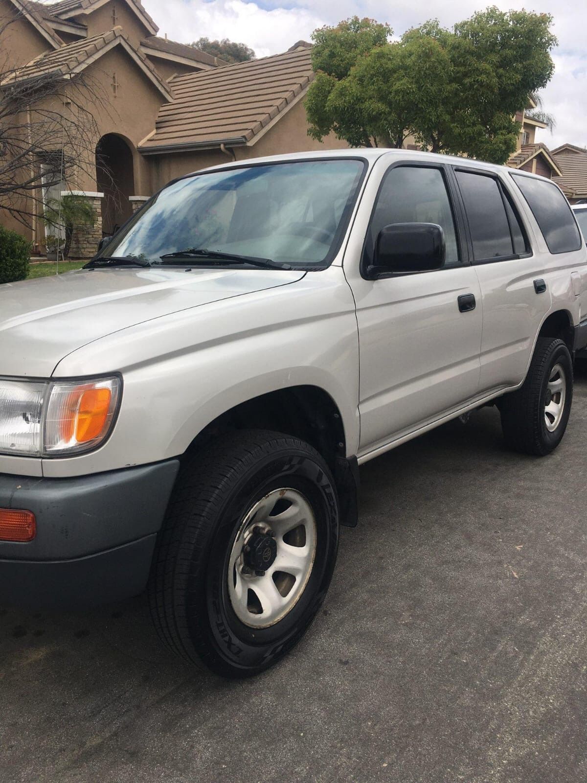 1996 Toyota 4Runner for Sale in Moreno Valley, CA - OfferUp