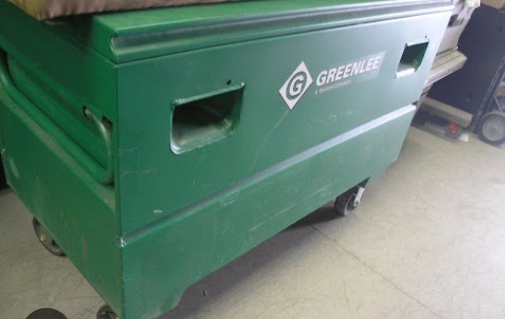 Job Box Greenlee for Sale in Victorville, CA - OfferUp