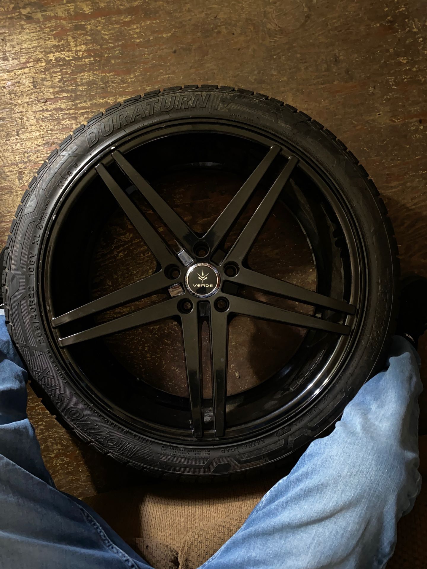 22” verde 5 star mag rims for Sale in Philadelphia, PA - OfferUp