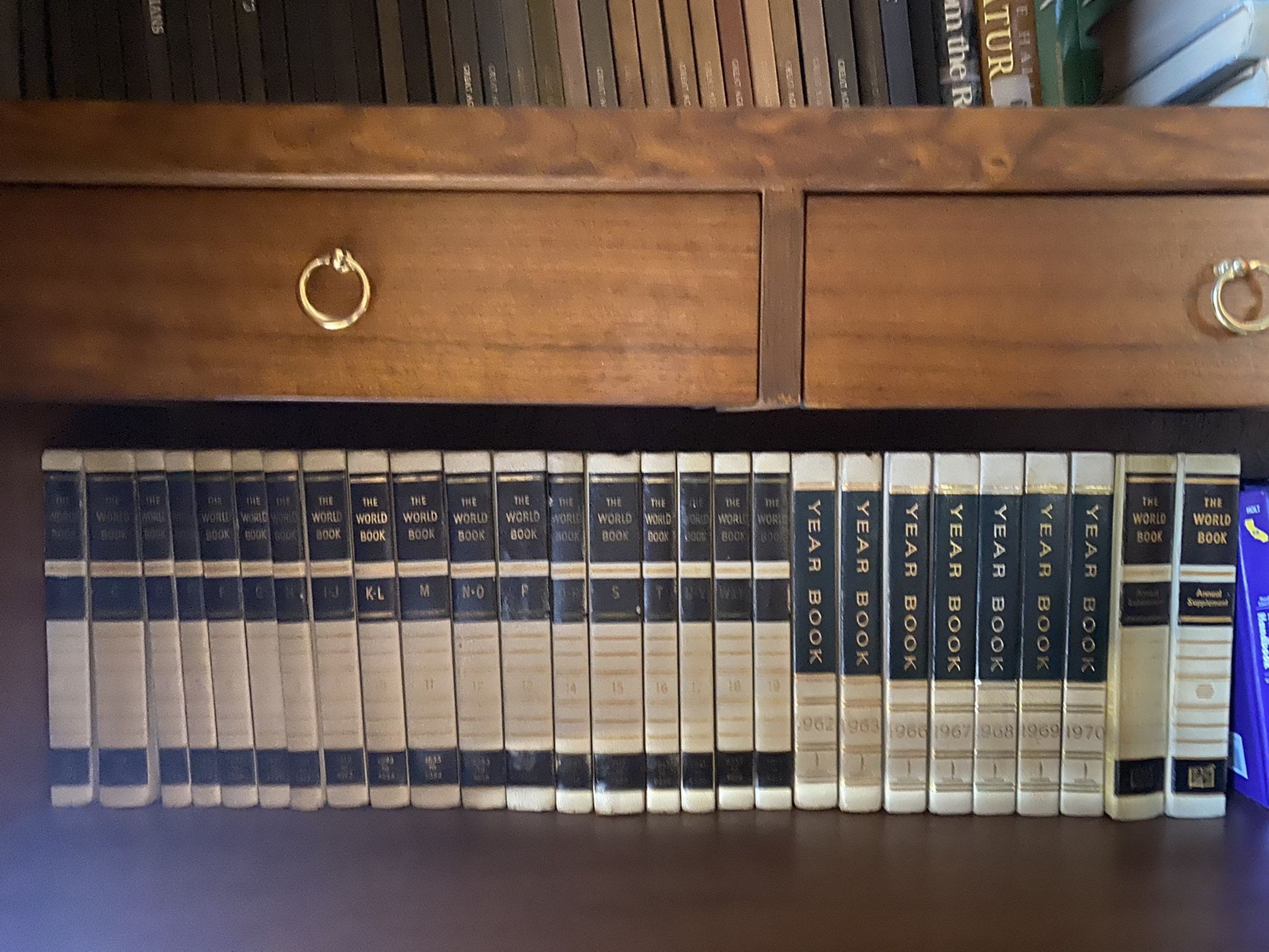 The World Book Encyclopedia 1957 complete set for Sale in Yucaipa, CA ...