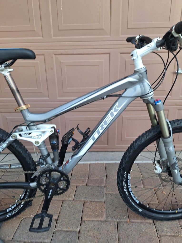 TREK EVO EX7 FULL SUSPENSION 26 INCH MOUNTAIN BIKE LIKE NEW for Sale in ...