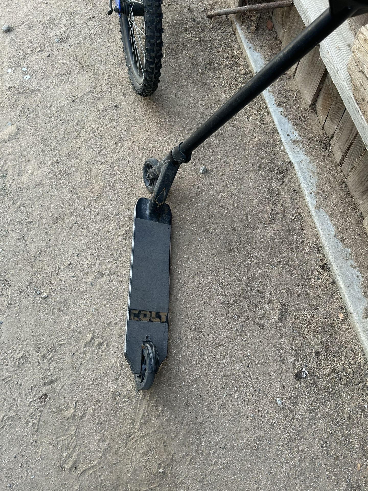 Colt Pro Scooter for Sale in Bakersfield, CA - OfferUp