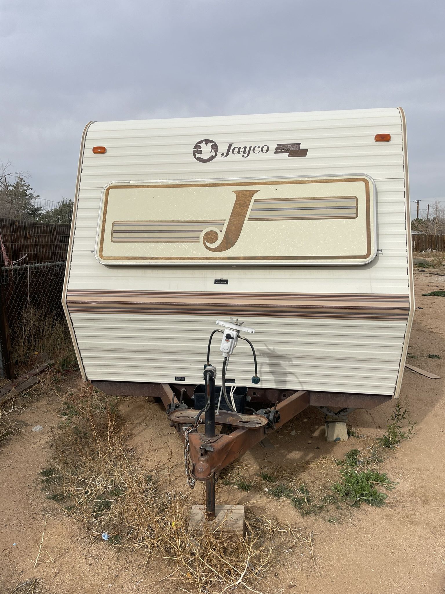 1987 Jayco 25’ Camping Trailer for Sale in Hesperia, CA - OfferUp