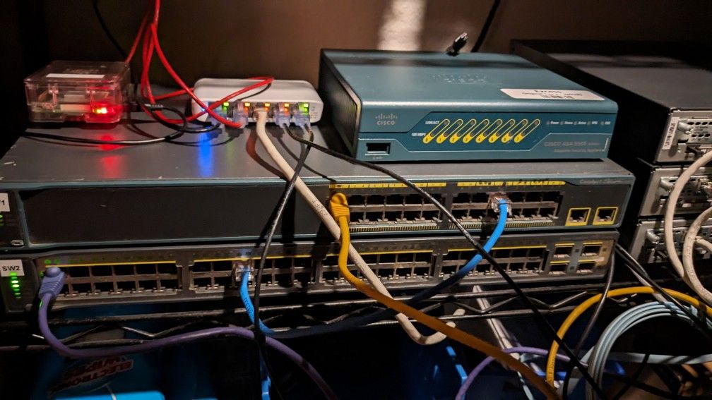 Cisco CCENT CCNA & CCNP LAB KIT IOS 15 with THREE SITE Routers Lab for Sale in Los Angeles, CA ...