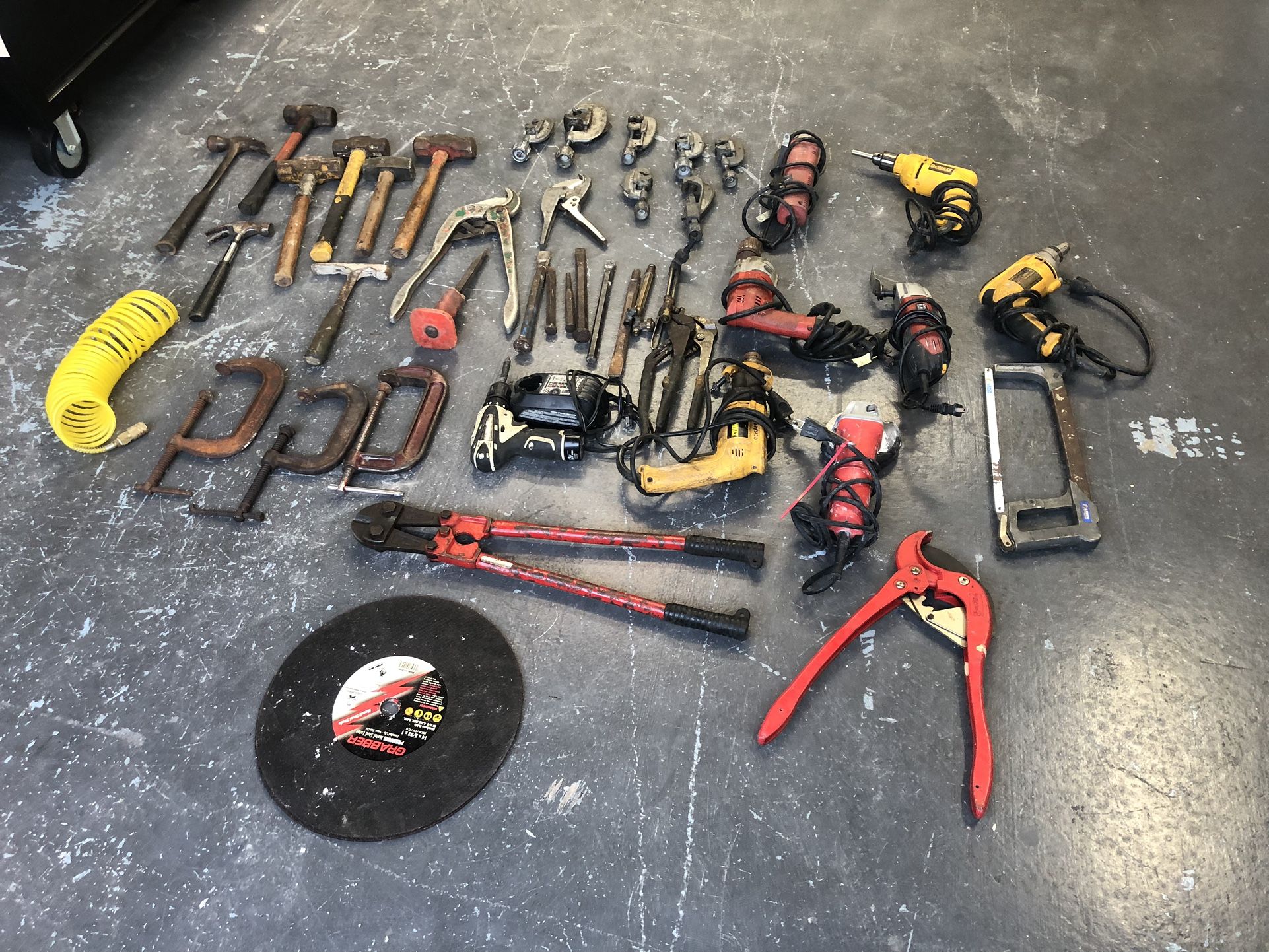 TOOLS “TAKE A LOOK” for Sale in Miami, FL - OfferUp