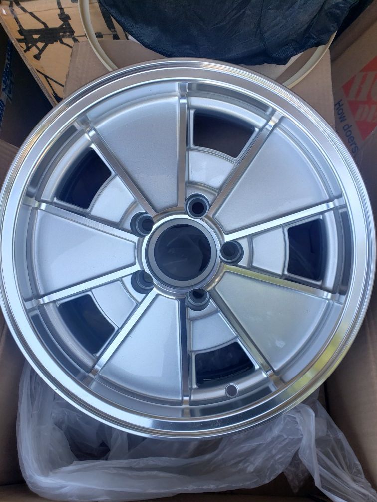BRM VW bus wheels BRAND NEW IN BOX for Sale in Yorba Linda, CA - OfferUp