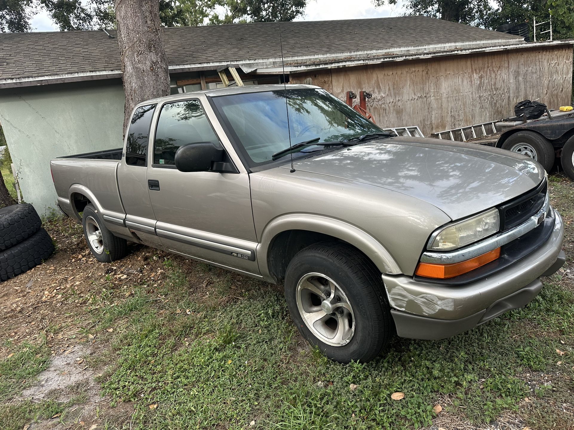 2001 Chevrolet S-10 for Sale in Bradenton, FL - OfferUp