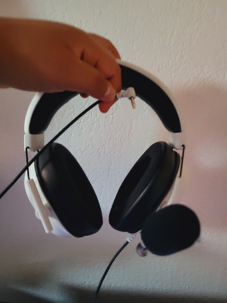 Razor Shark Headset for Sale in Palmdale, CA - OfferUp