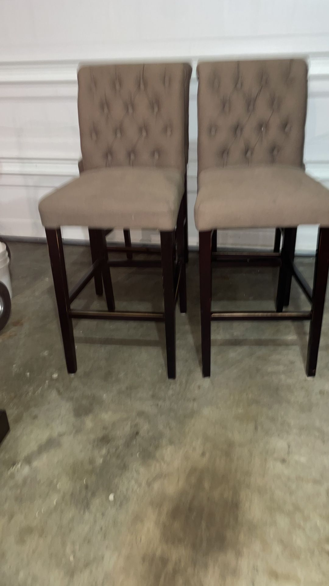 4 Brown Bar Stools for Sale in Renton, WA - OfferUp