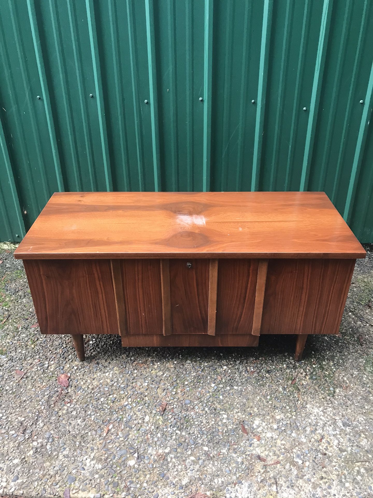 Mid Century Modern Lane Hope Chest for Sale in Olalla, WA - OfferUp