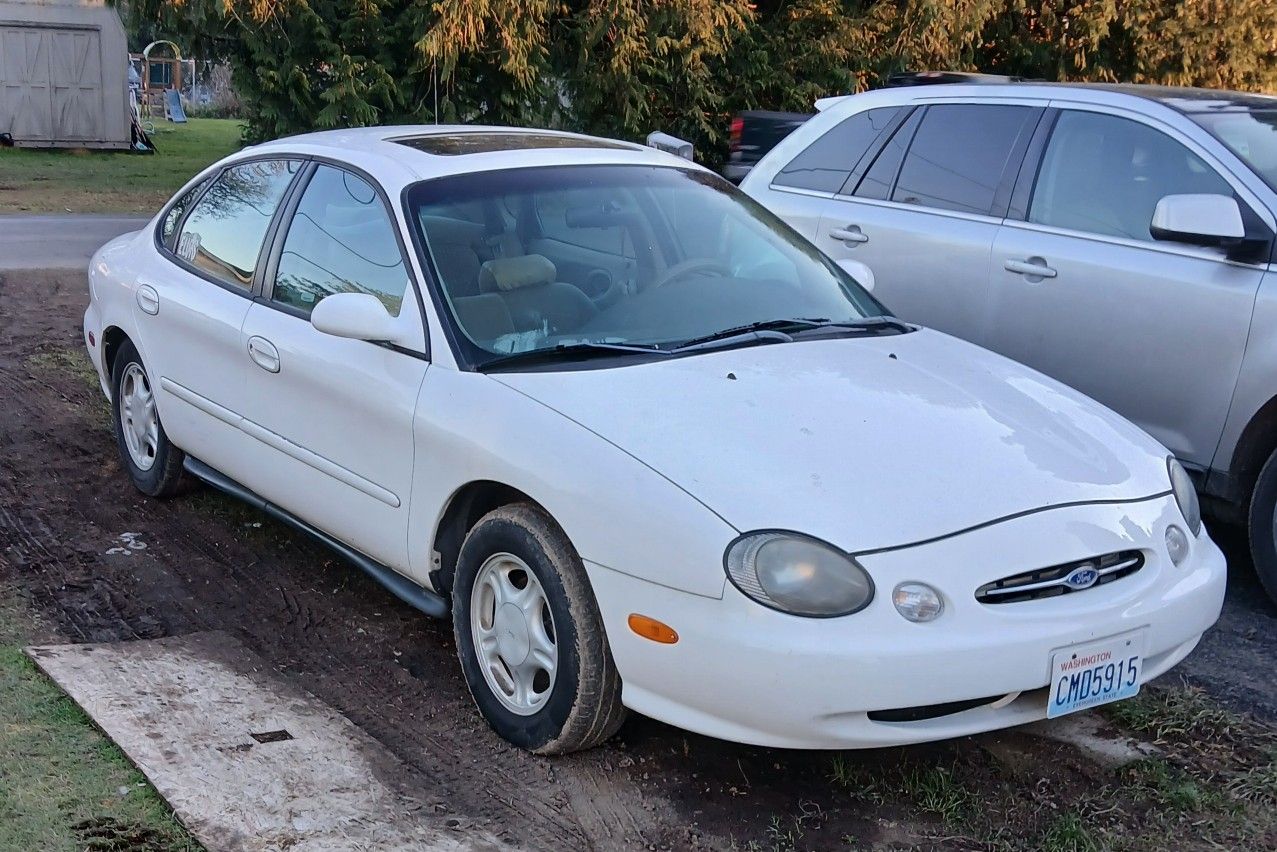 1998 Ford Taurus for Sale in Longview, WA - OfferUp