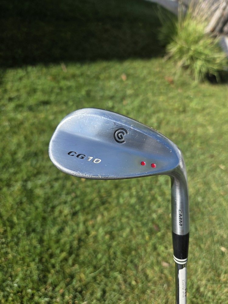 Cleveland CG10 60° Lob Wedge Golf Club, RH for Sale in Santa Clarita ...
