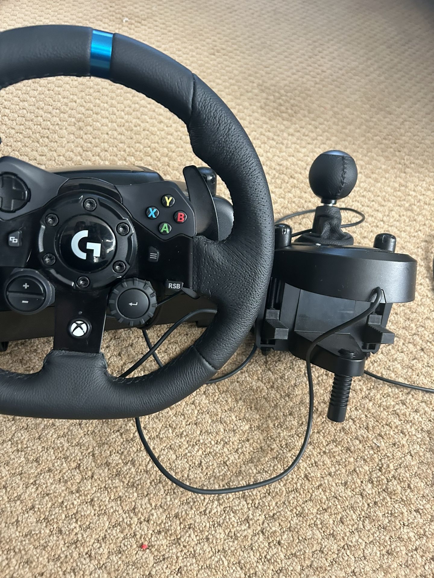 Logitech Driving Set For Xbox & PC for Sale in Menifee, CA - OfferUp