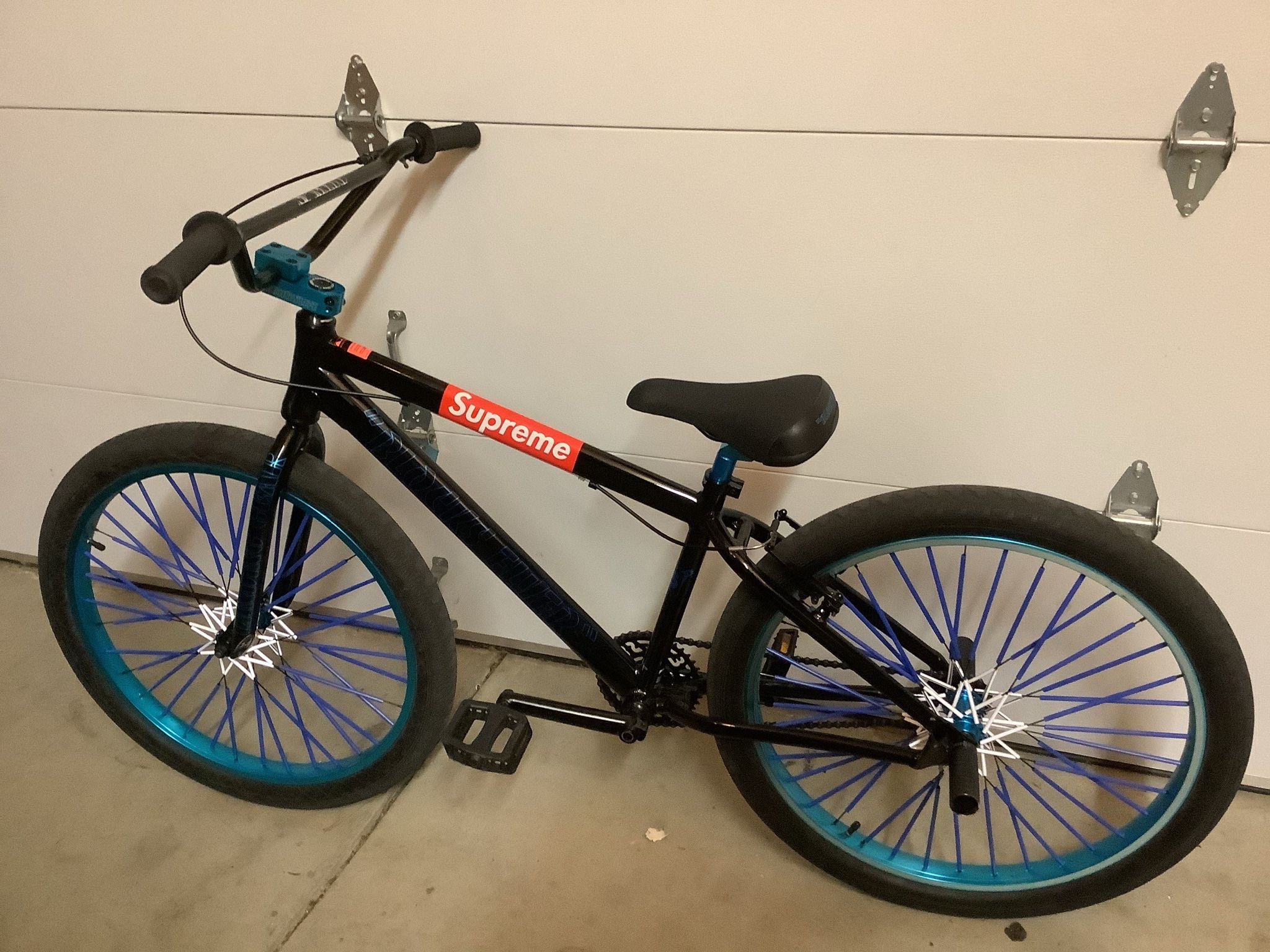 Blocks Flyer Blue Ano 26in (Trades) for Sale in Castro Valley, CA - OfferUp