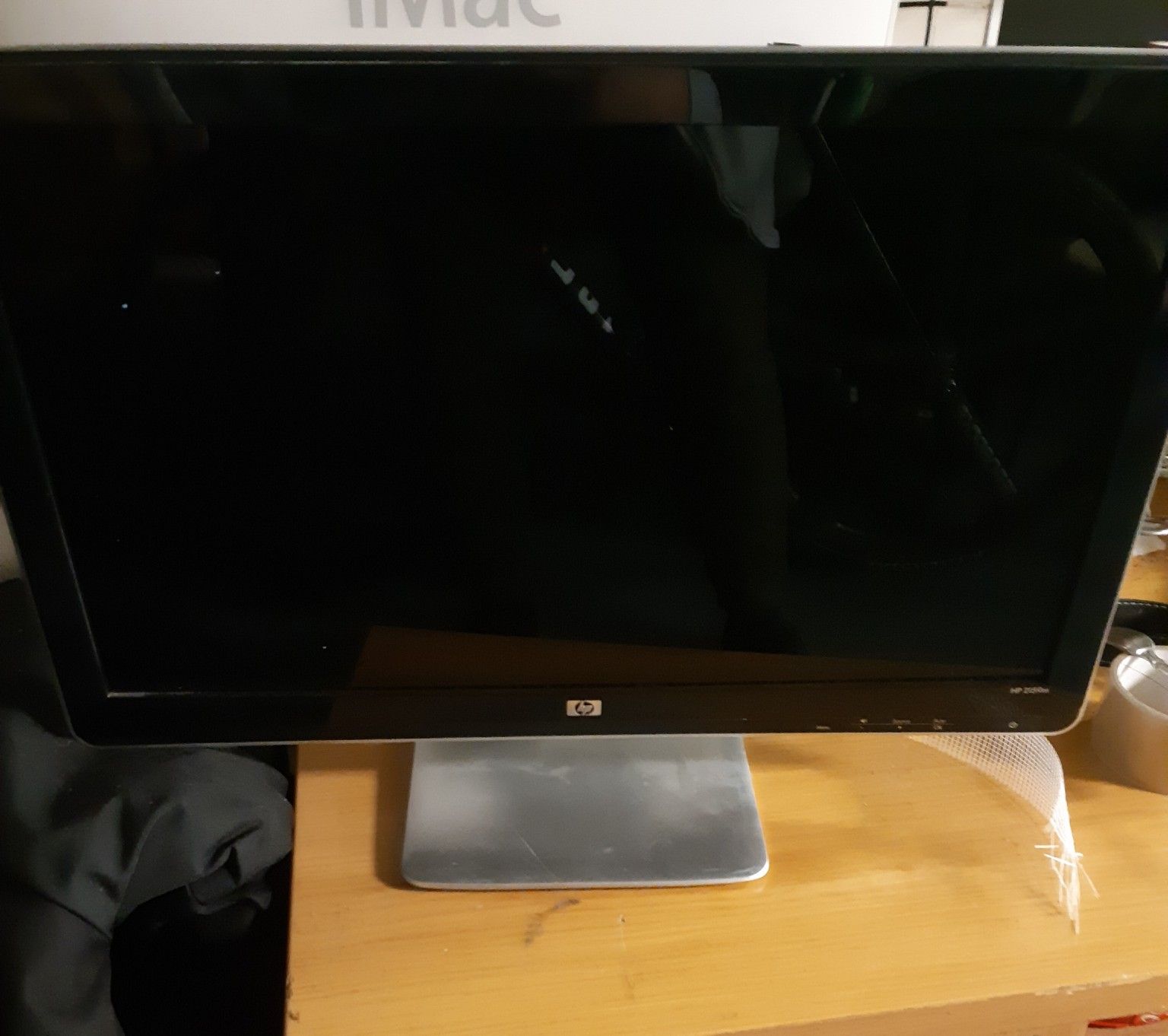 HP 21.5" Monitor 2159m for Sale in Chicago, IL - OfferUp