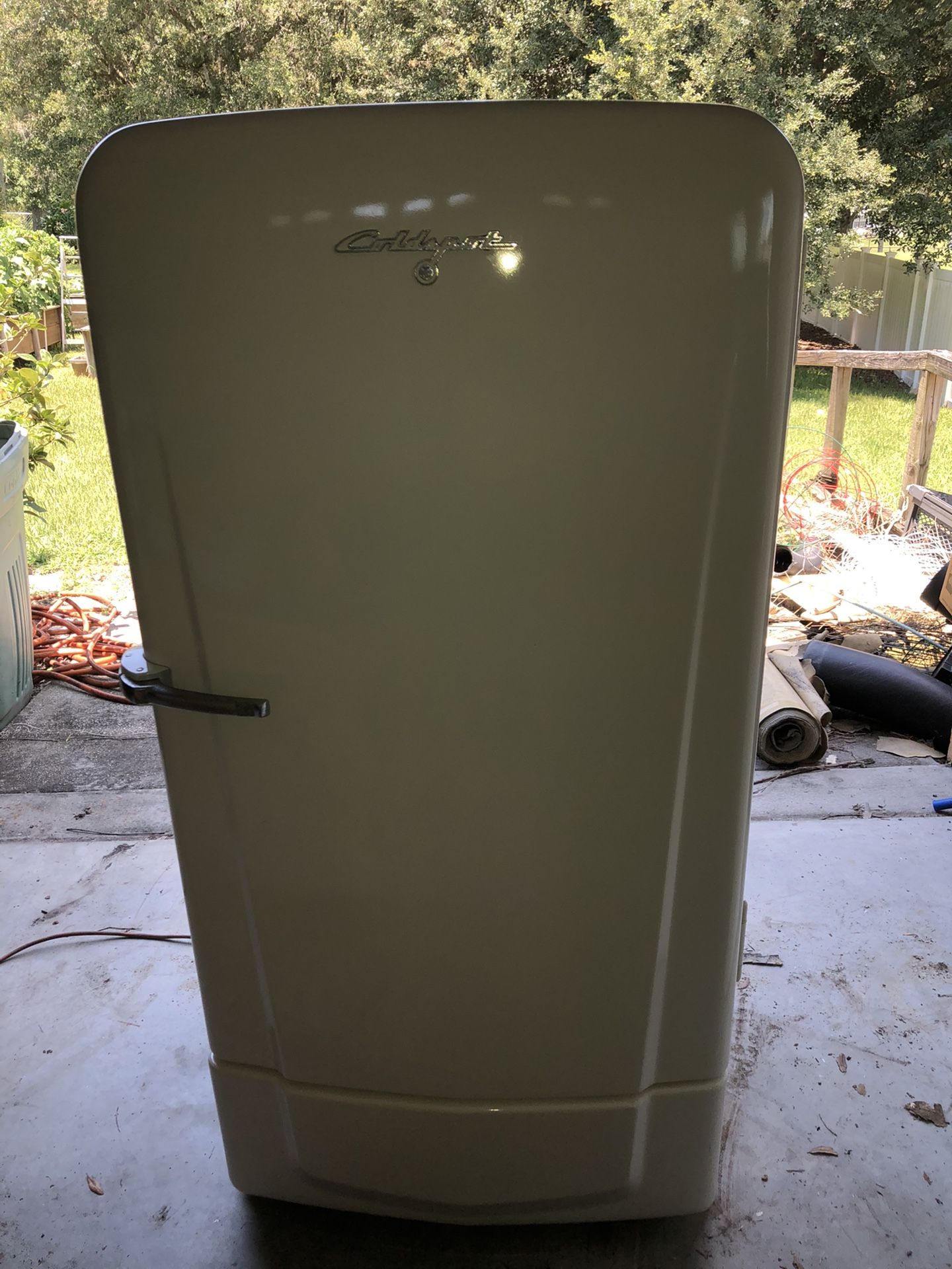 Vintage, antique, cold spot refrigerator. for Sale in Lakeland, FL ...