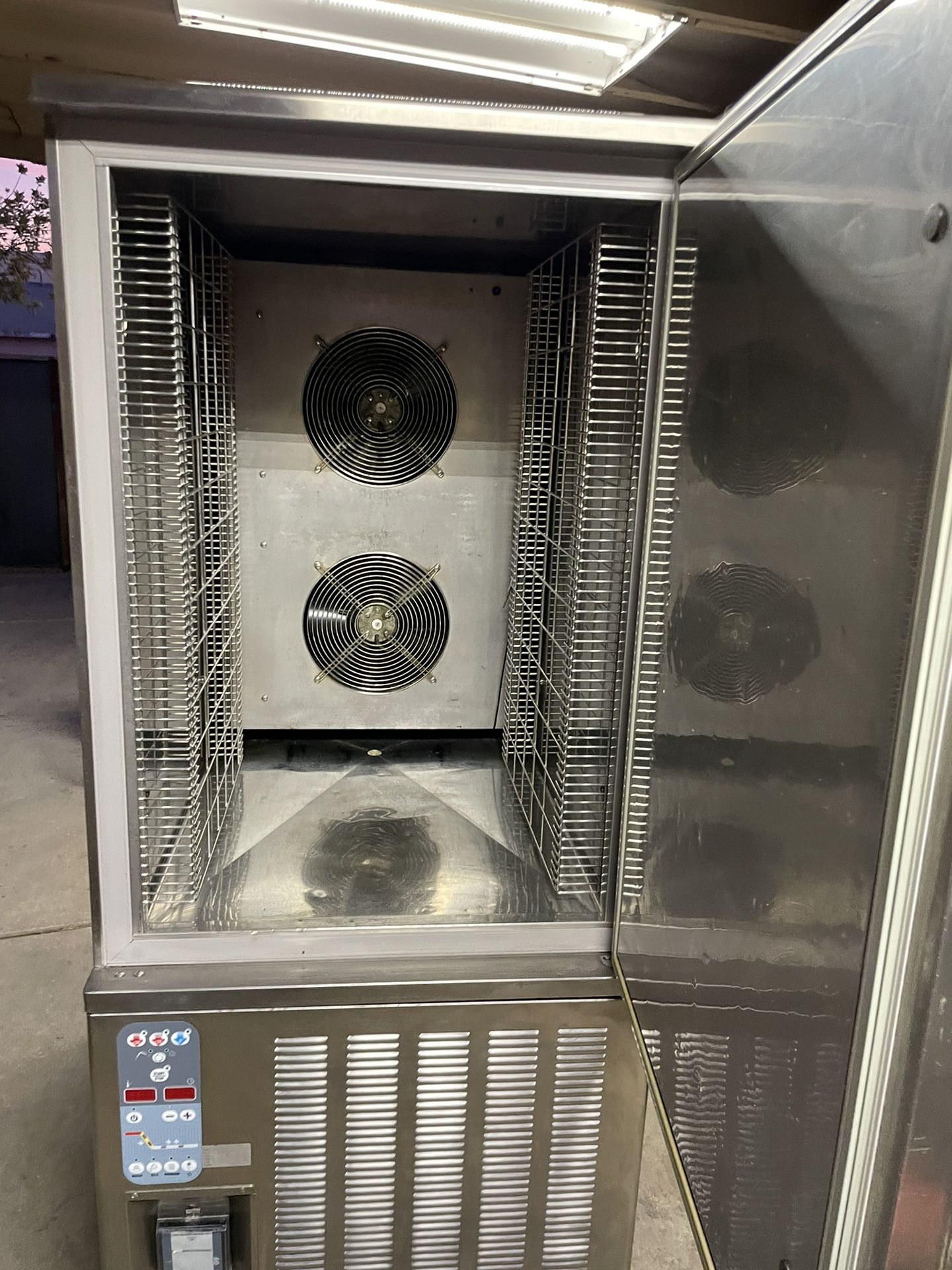 Delfield Floor Model Blast Chiller T14D for Sale in Rowland Heights, CA ...