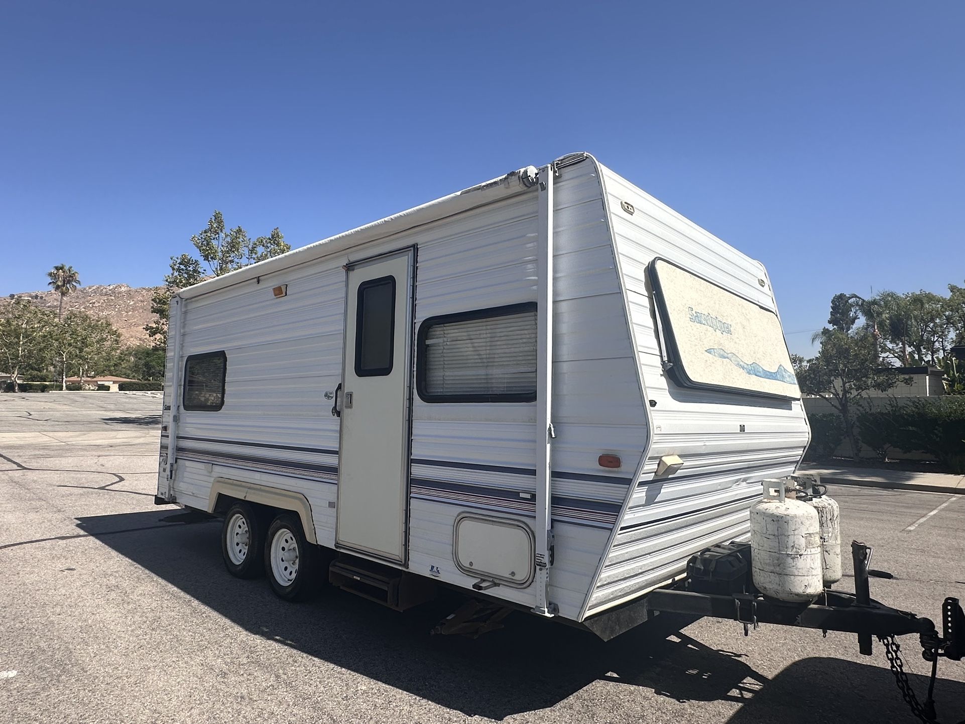 1999 Sandpiper Travel Trailer 18 Feet Must See for Sale in Riverside ...