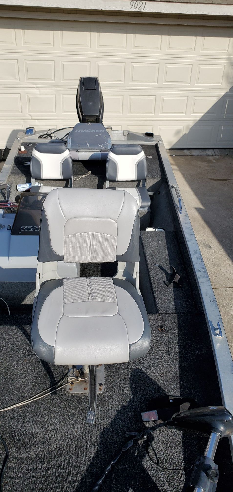 Bass Tracker Pro 17 for Sale in Plano, TX - OfferUp