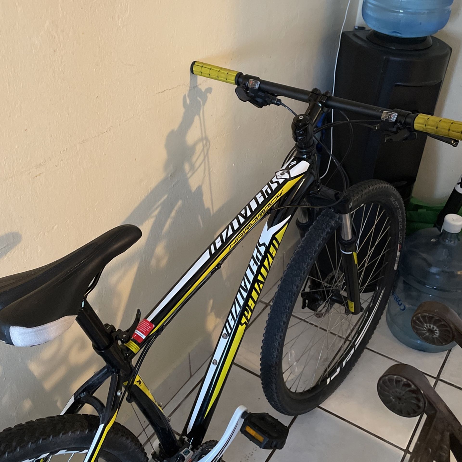 Bycicle For Road And Mountain for Sale in Miami, FL - OfferUp
