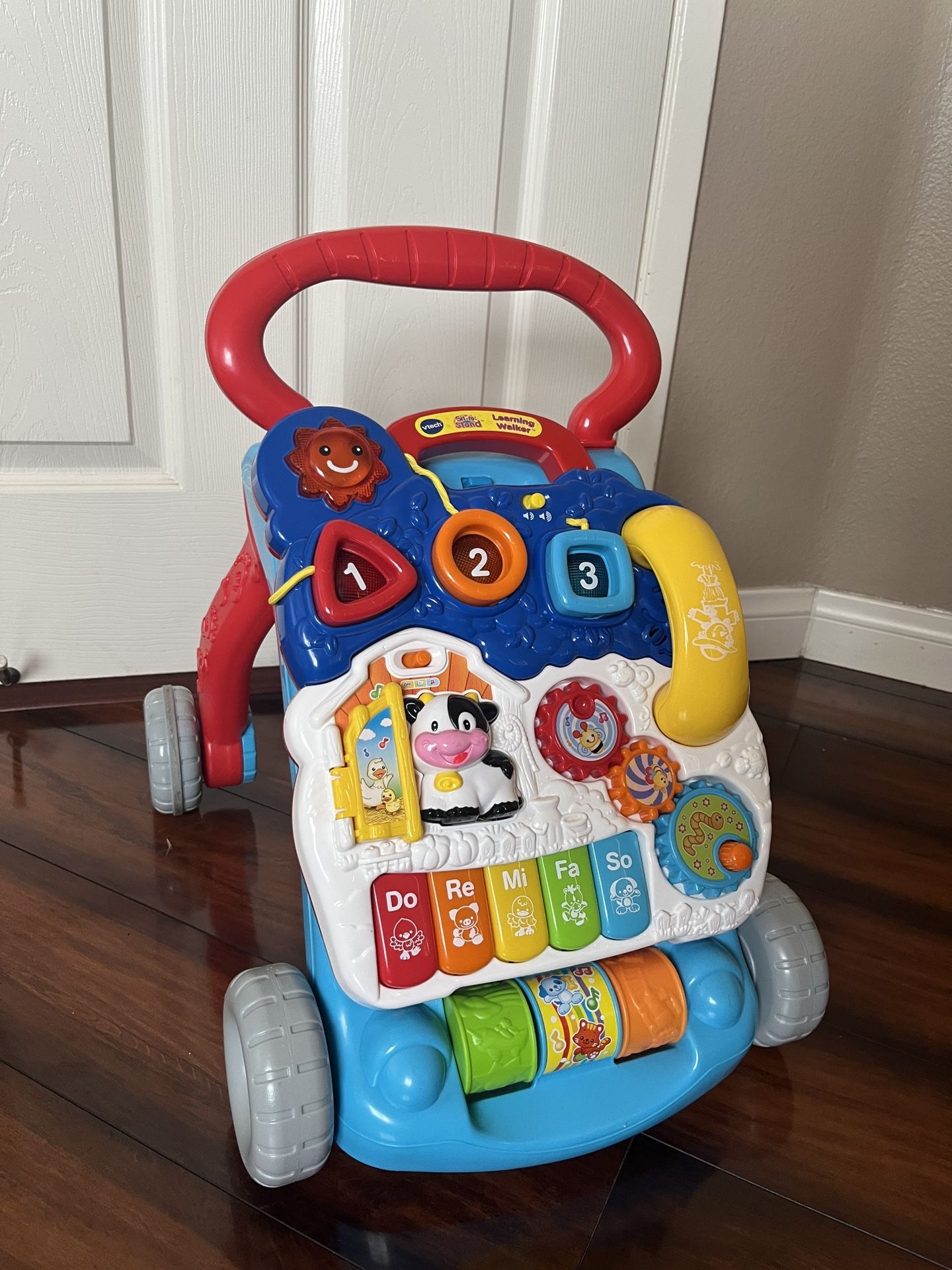 VTech Stroll and Discover Activity Walker for Sale in Chula Vista, CA ...