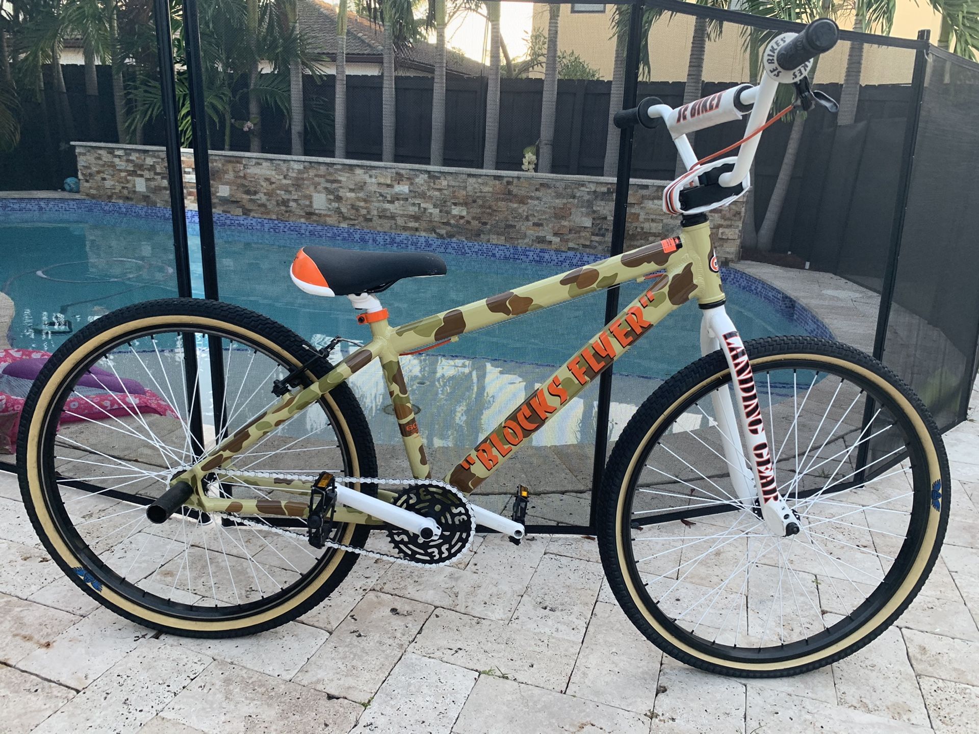 SE Bike Camo Blocks Flyer 26 BMX Bike for Sale in Miami, FL - OfferUp
