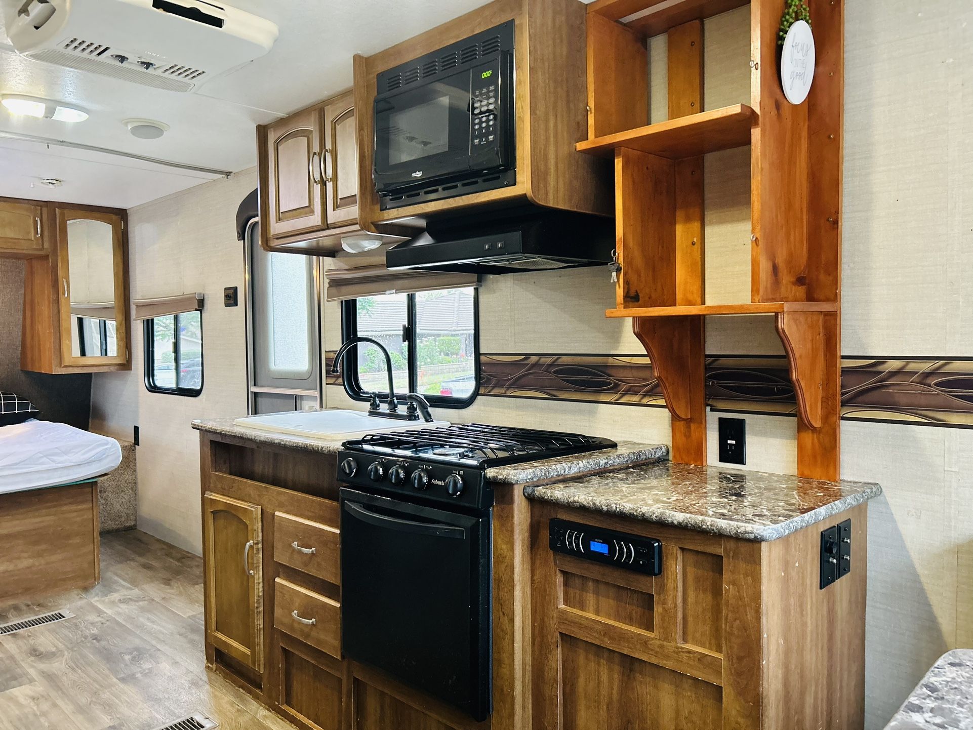 2015 Keystone Springdale for Sale in Alta Loma, CA - OfferUp