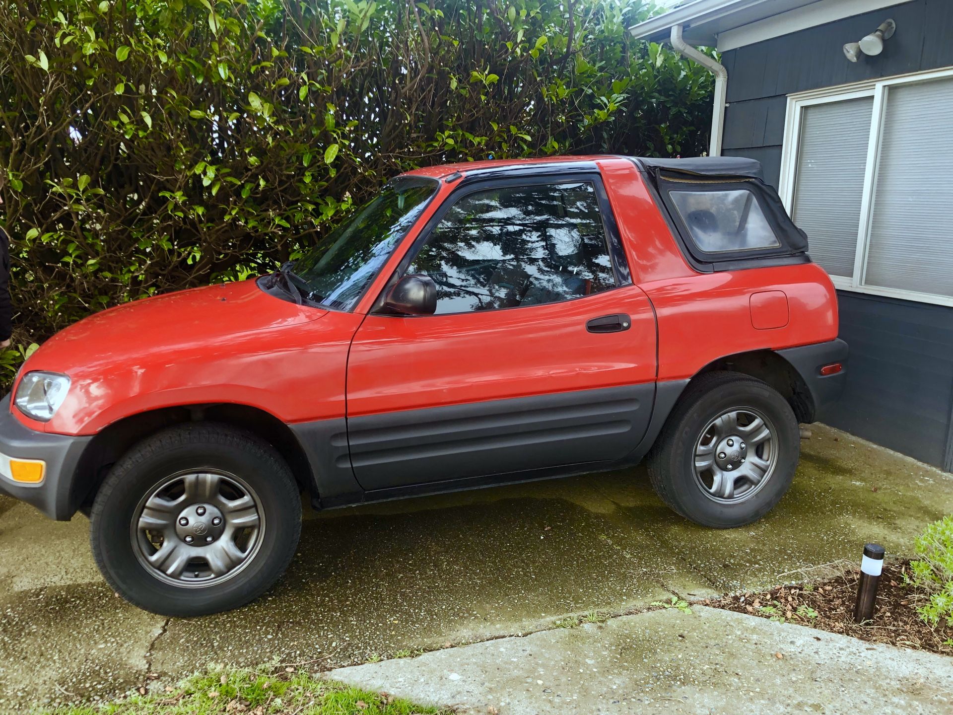Rare 2-door Convertible Red RAV4 for Sale in Seattle, WA - OfferUp
