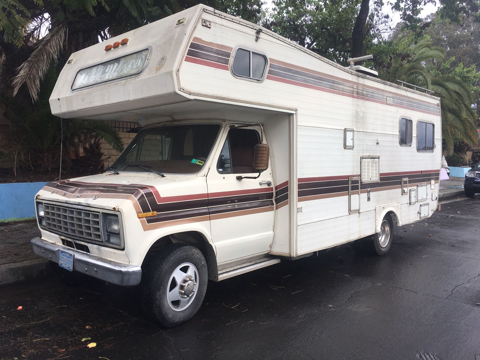 Rv ford 89 motorhome for Sale in Los Angeles, CA - OfferUp