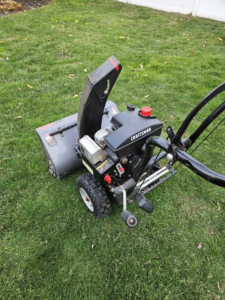 Craftsman Snow blower for Sale in South Plainfield, NJ - OfferUp